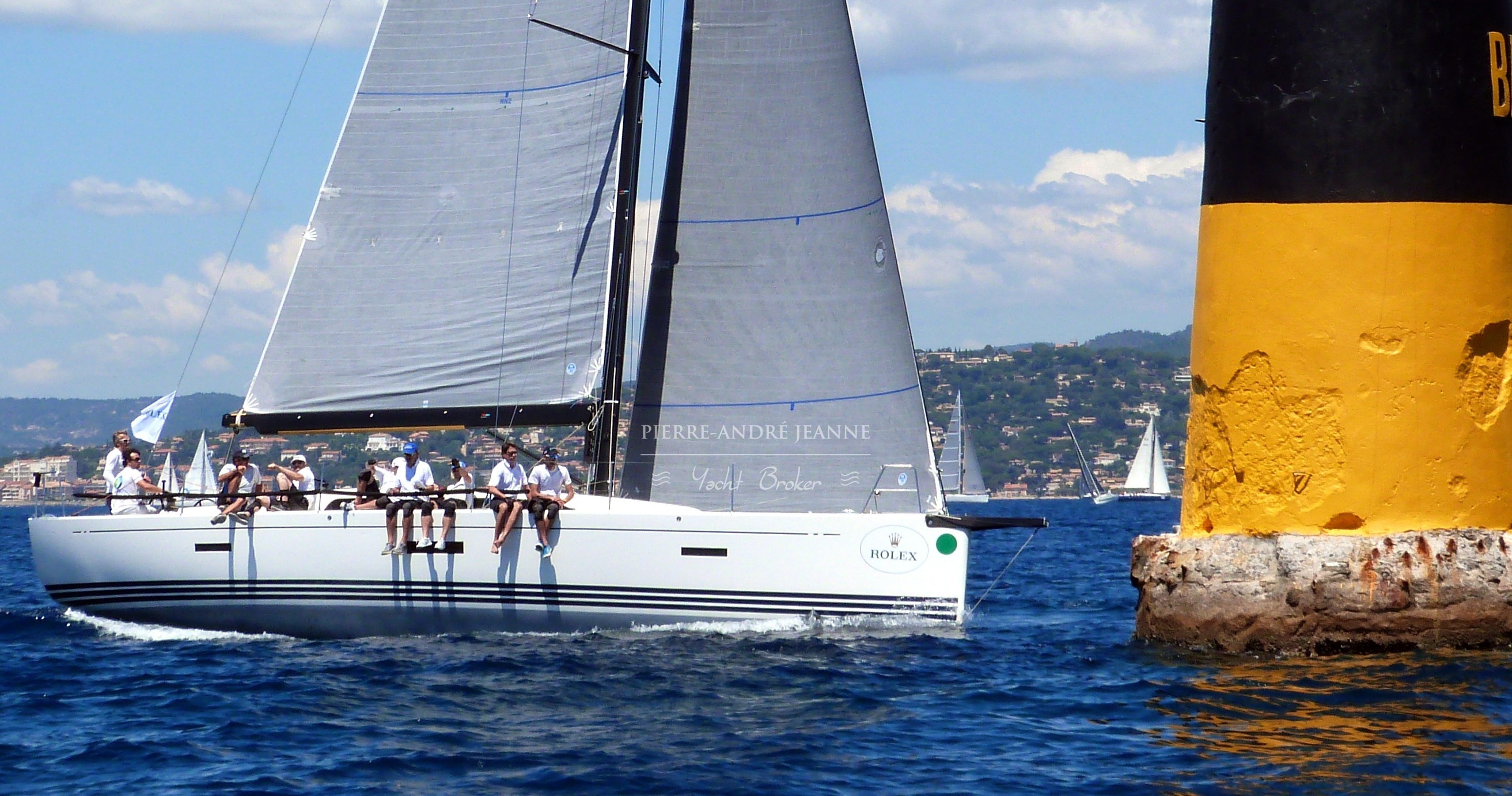 amber miles - Pierre-André Jeanne Broker